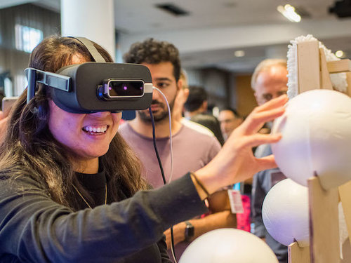 ITP Alums Pitch at NYC Media Lab Event